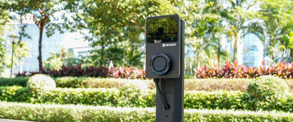 What are the benefits of workplace EV charging?