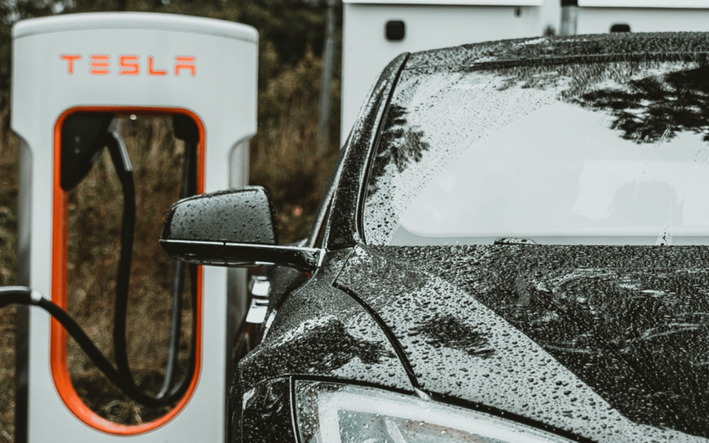 Can You Charge An Electric Car In The Rain