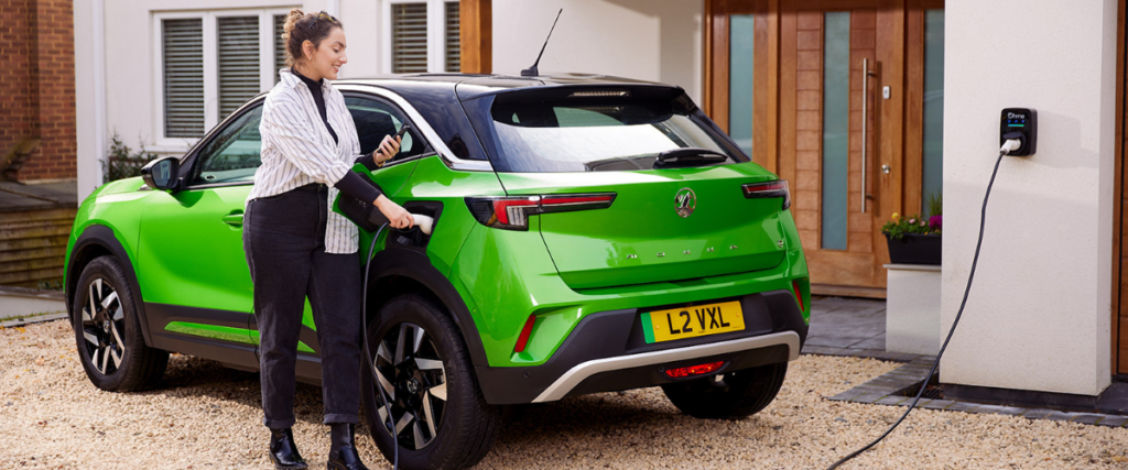 Green Number Plates: Costs, Perks and How to Buy - We Power Your Car