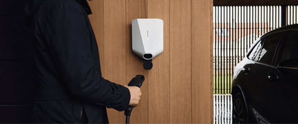 How to unplug an electric car - 4 steps to unplugging your EV